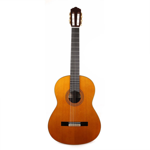 Yamaha GC32C Classical Nylon String Guitar Natural | The Music Zoo